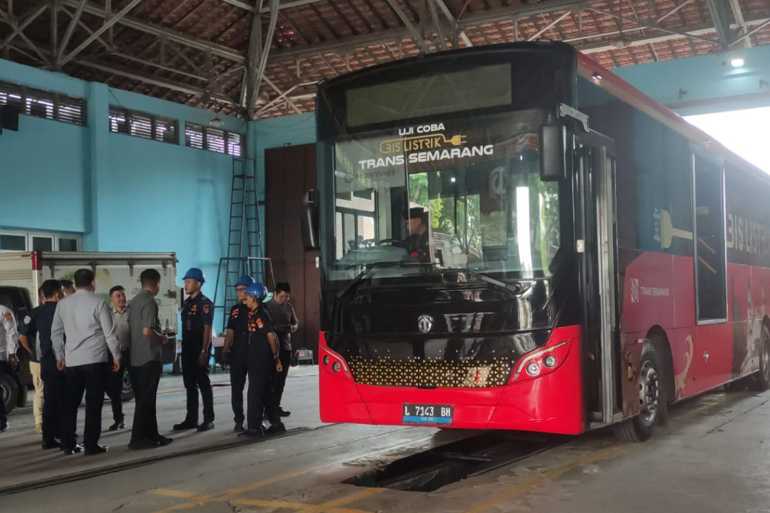 DPRD Semarang Minta Kajian Matang Sebelum Trans Semarang Beralih ke Bus ...